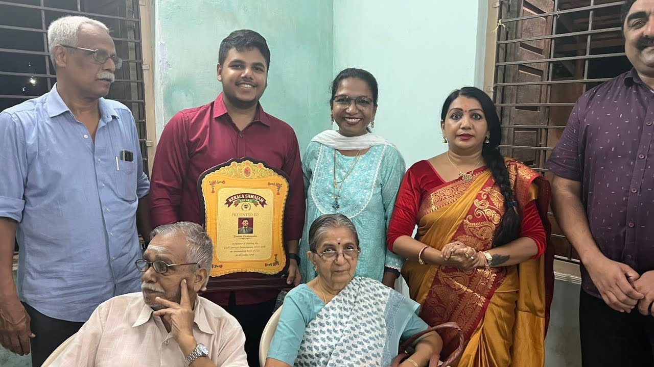 Gautam Vivekanandan The Proud Of Valsad honoured by Kerala Samajam ...