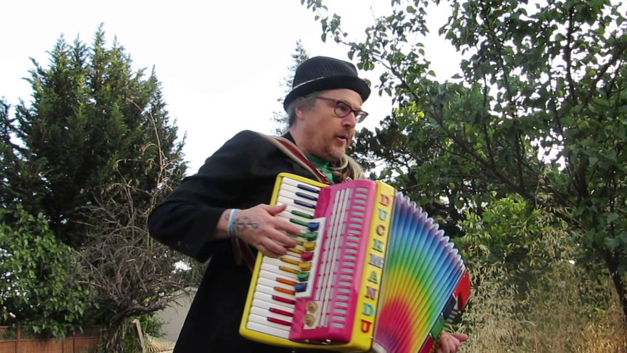 French Musette Aubade d'oiseau played by Aaron Seeman (Duckmandu) - YouTube