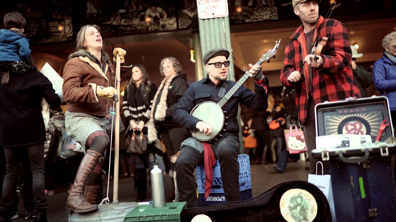 Old Time Music at Pike Place Market - YouTube