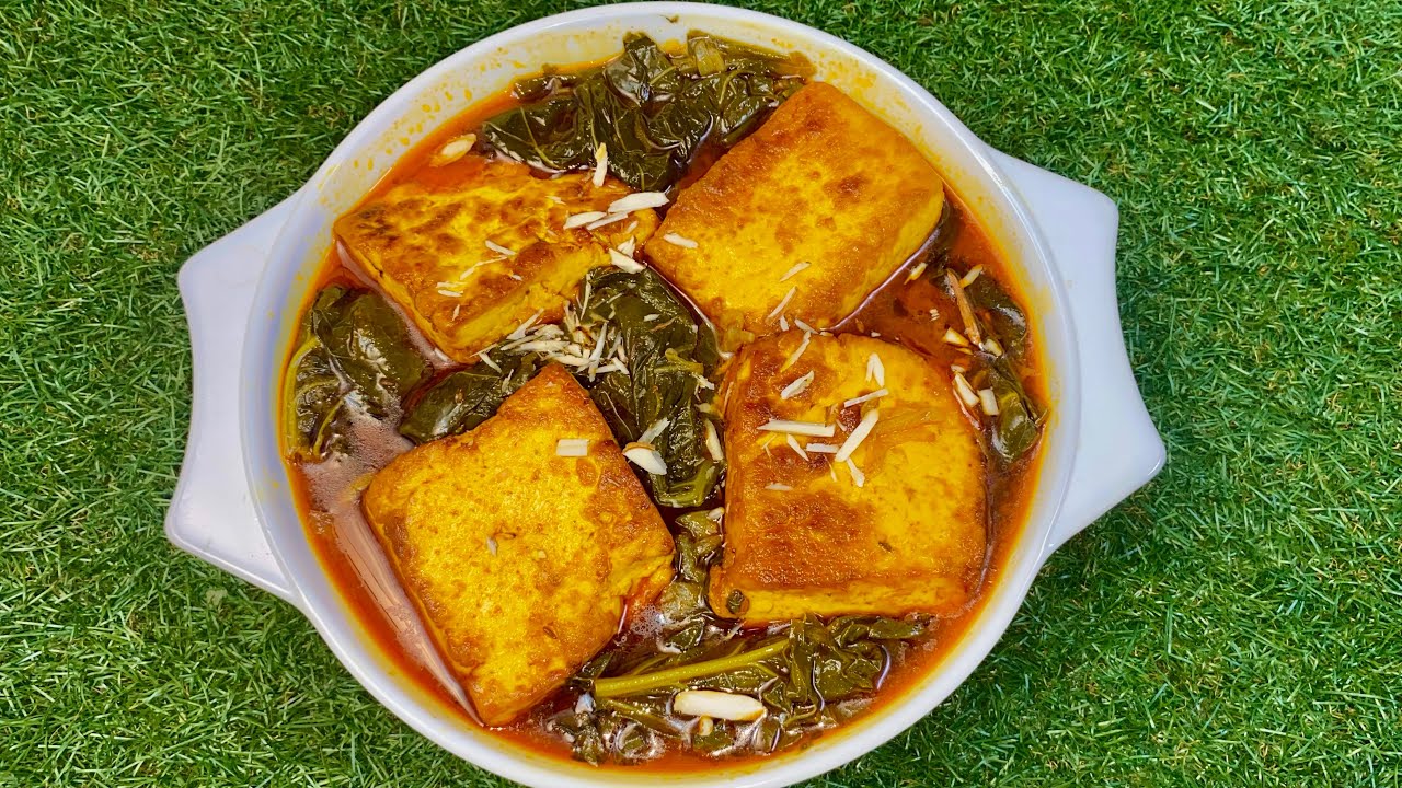 Kashmiri Haakh te tchaman | Saag aur Paneer || How to make collard ...
