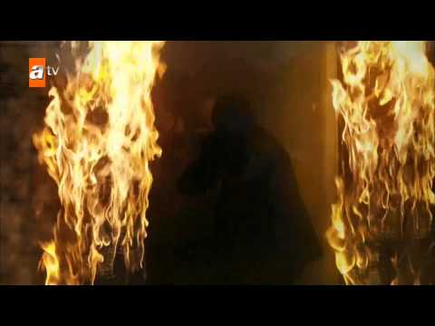 Turgut'un adamları evi yaktı: Karadayı 114. Bölüm - atv