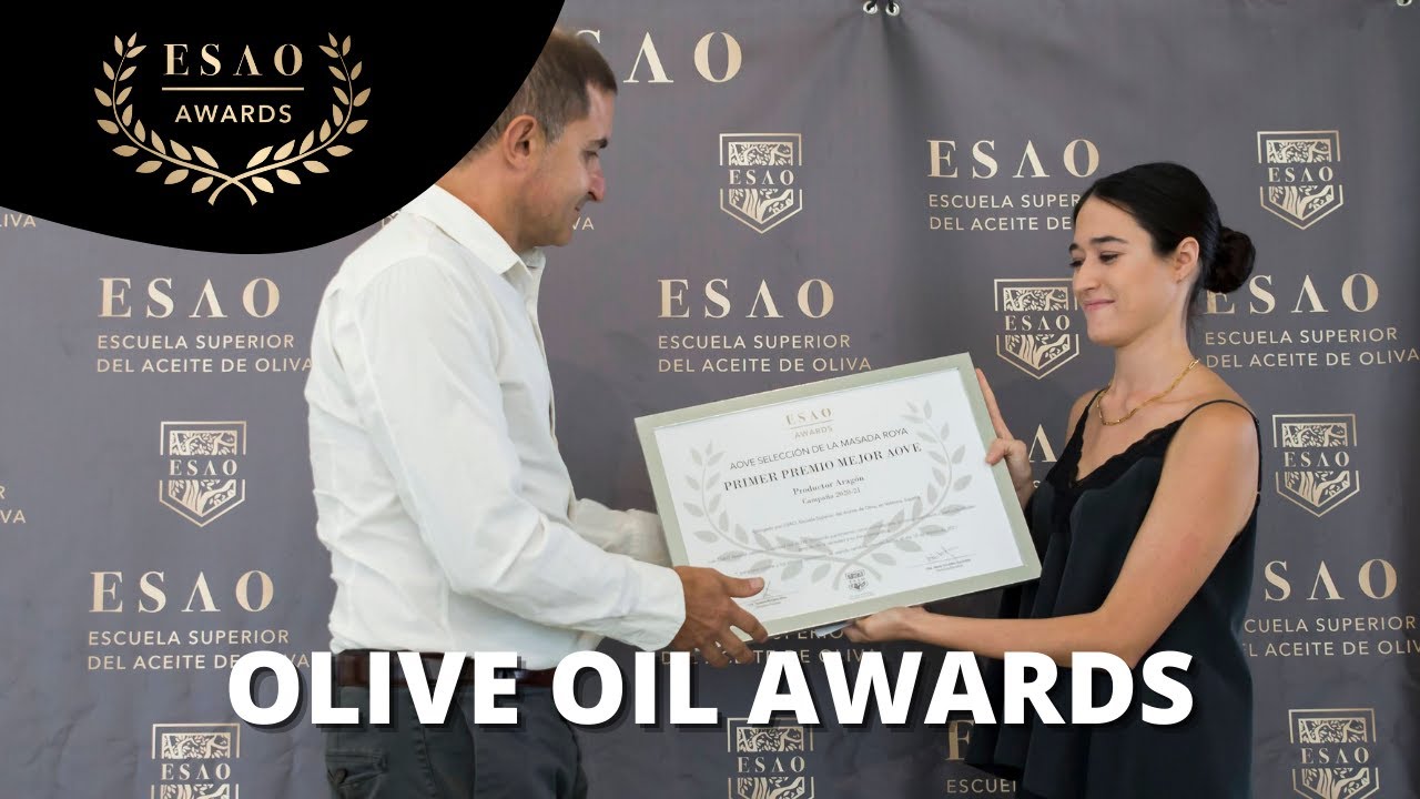 How does it help to be an EVOO awarded at the ESAO Awards? - YouTube