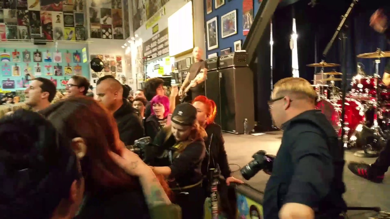 AFI - Days of the Phoenix (Amoeba Hollywood) - YouTube