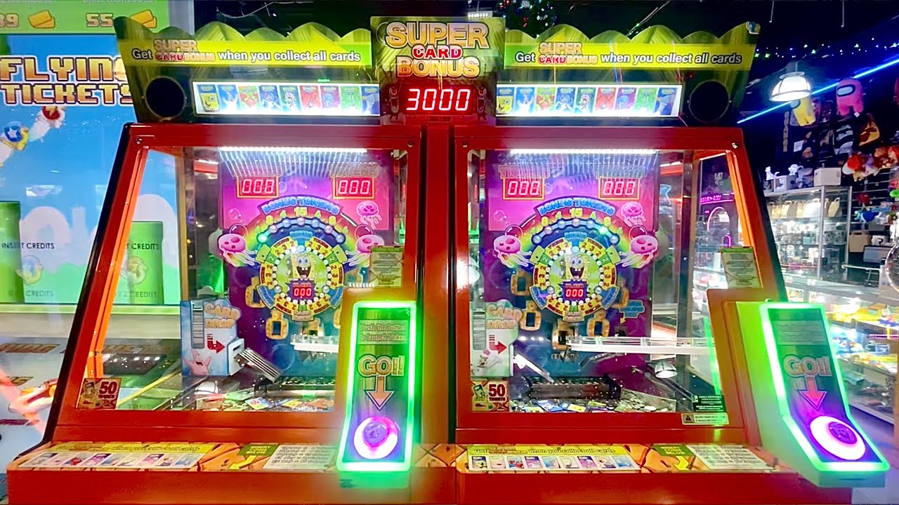 SpongeBob SquarePants Pineapple Arcade Coin Pusher Gameplay - YouTube