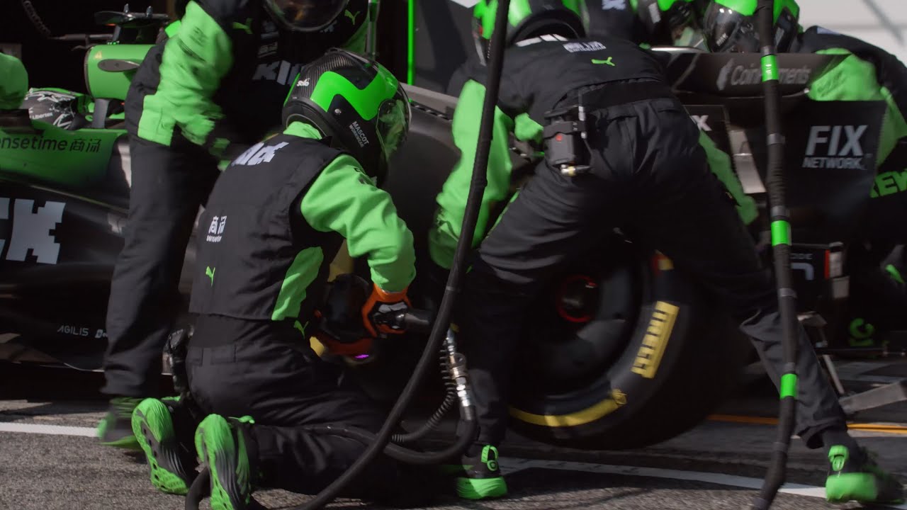 MASCOT & KICK Sauber F1® Team – In All Conditions – 2025 - YouTube