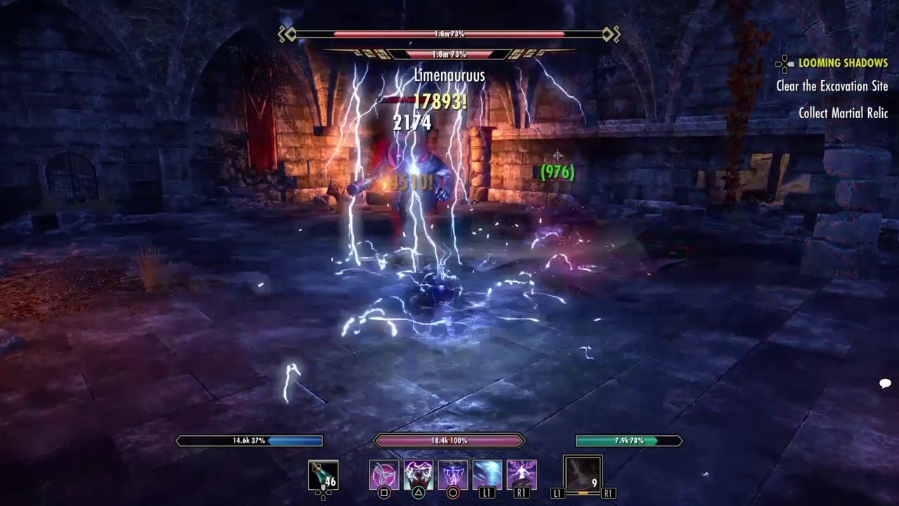 Tribunes Folly boss solo - YouTube