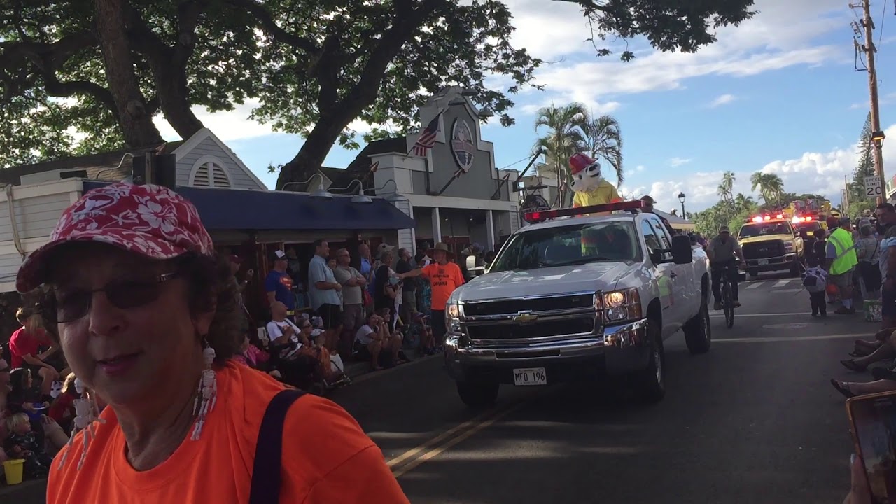 Lahaina Haloween Keiki Parade - YouTube