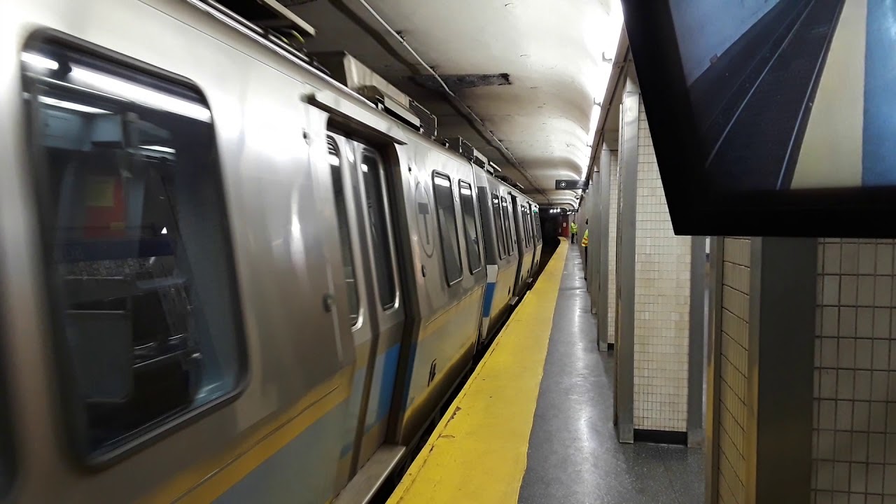 Boston MBTA Blue Line train out of service leaving Bowdoin Station ...