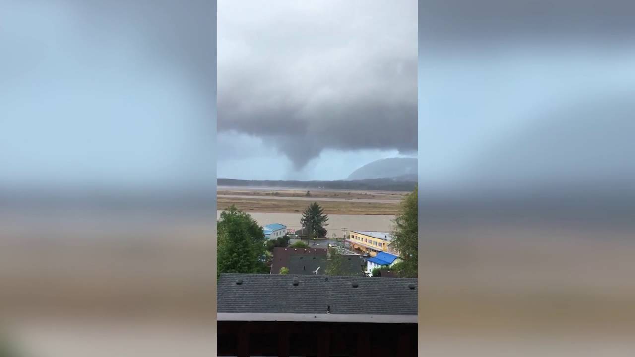Tornado on the Oregon Coast - YouTube