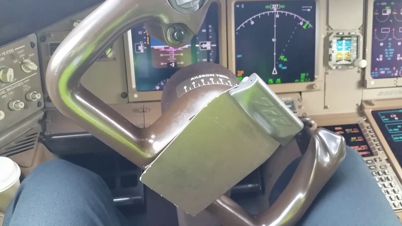 777 Control Column Autopilot - YouTube