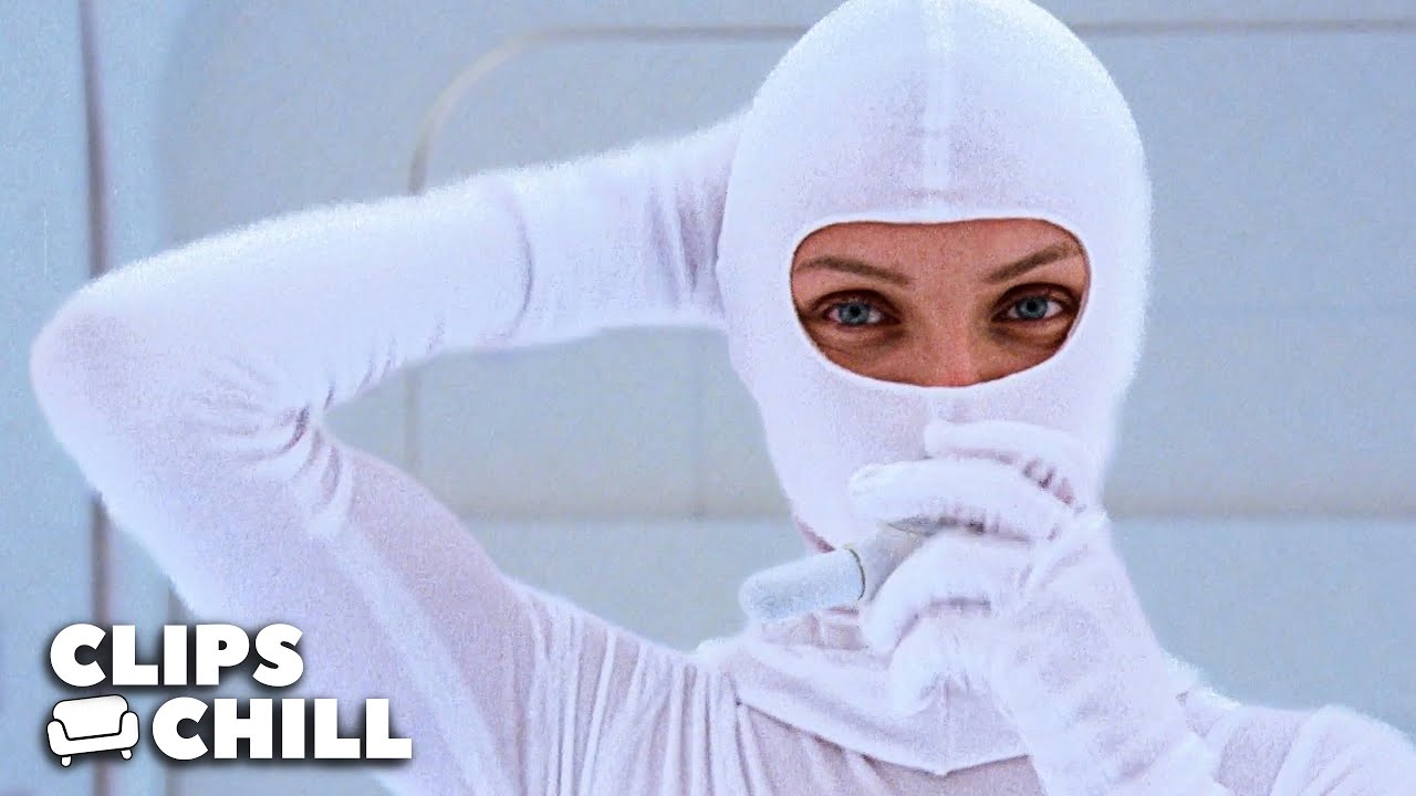 Cameron Diaz's Cyber Infiltration | Charlie's Angels - YouTube