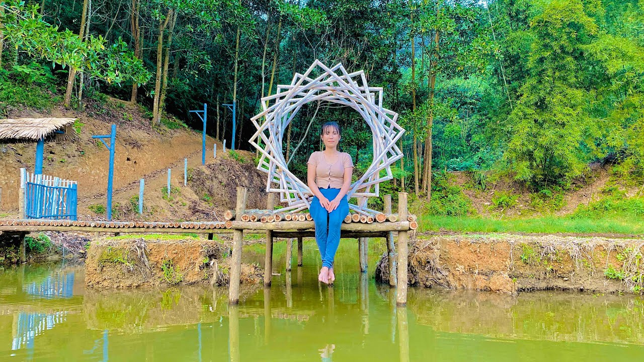 Decorate your off-grid relaxation space. The unique circle is assembled ...