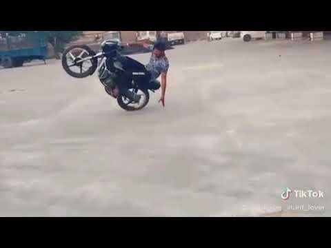 fully modified splendor bike stunt - YouTube