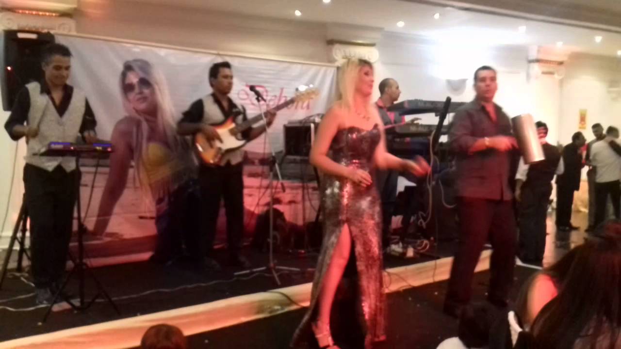 SHAVALE EN VIVO!!DEBORA EN SAO PAULO - YouTube