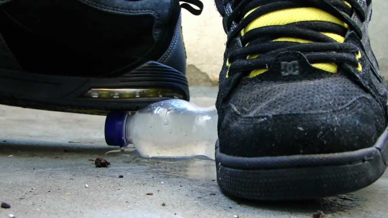 DC Shoes stomp Waterbottle - YouTube