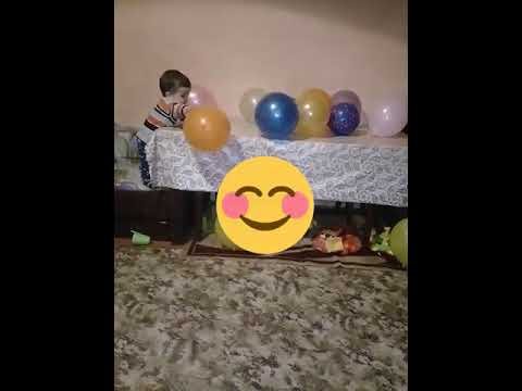 Balaca Hesen sarla oynayir