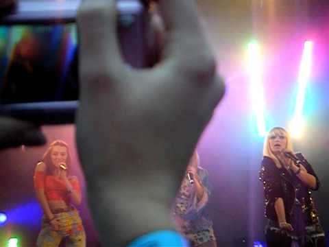 Parade - Louder (live) ENJOY - YouTube