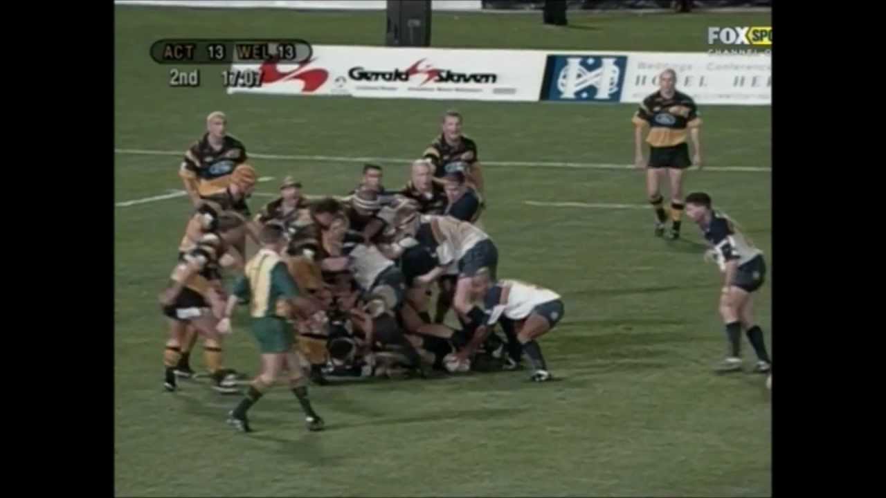 David Knox playmaking for the Brumbies vs Hurricanes 1997 - YouTube
