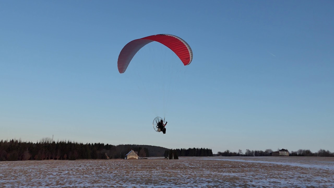 Spin Paramotor Talon 180 - YouTube