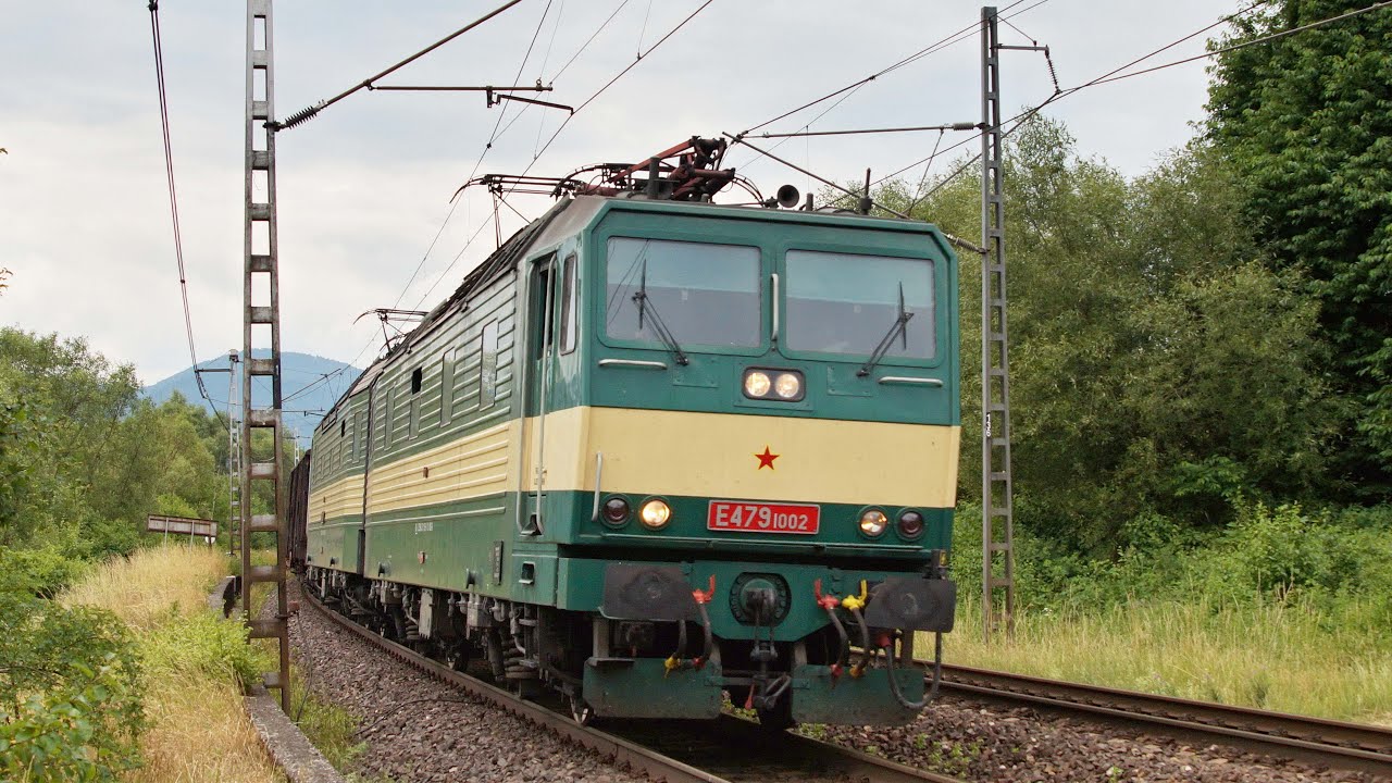 Vlaky Slovensko - Retro Dvojička E479.1001+E479.1002 v Krpeľanoch - YouTube