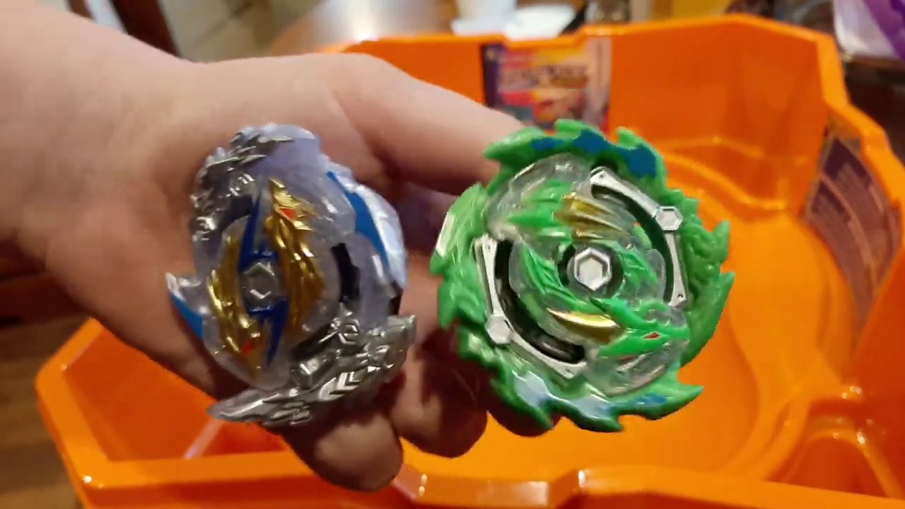 Ace dragon D5 VS Zone luinor L5 beyblade burst rise battle - YouTube