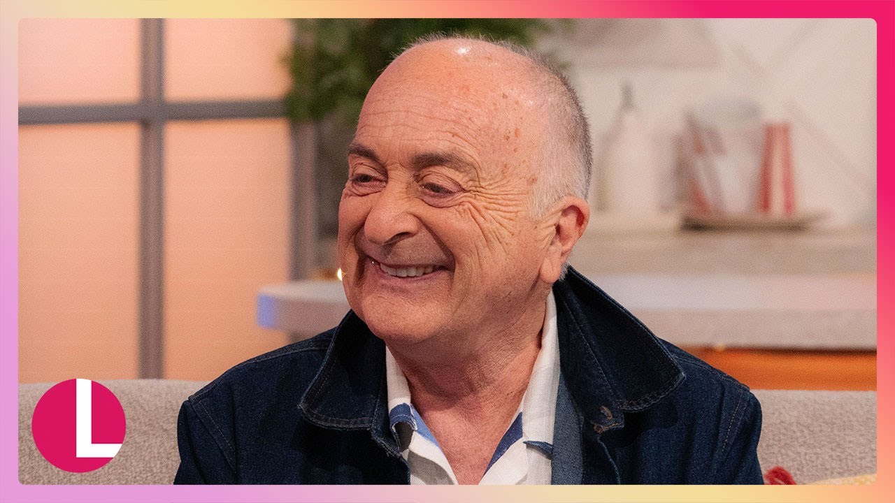 Sir Tony Robinson on Rowan Atkinson Friendship & Stephen Fry in The ...