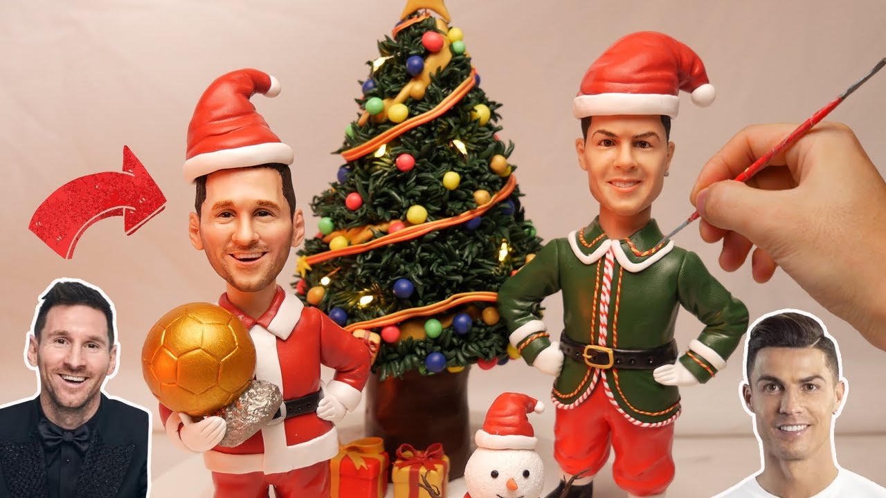 Cristiano Ronaldo and Messi Christmas costumes ，Handmade realistic clay ...