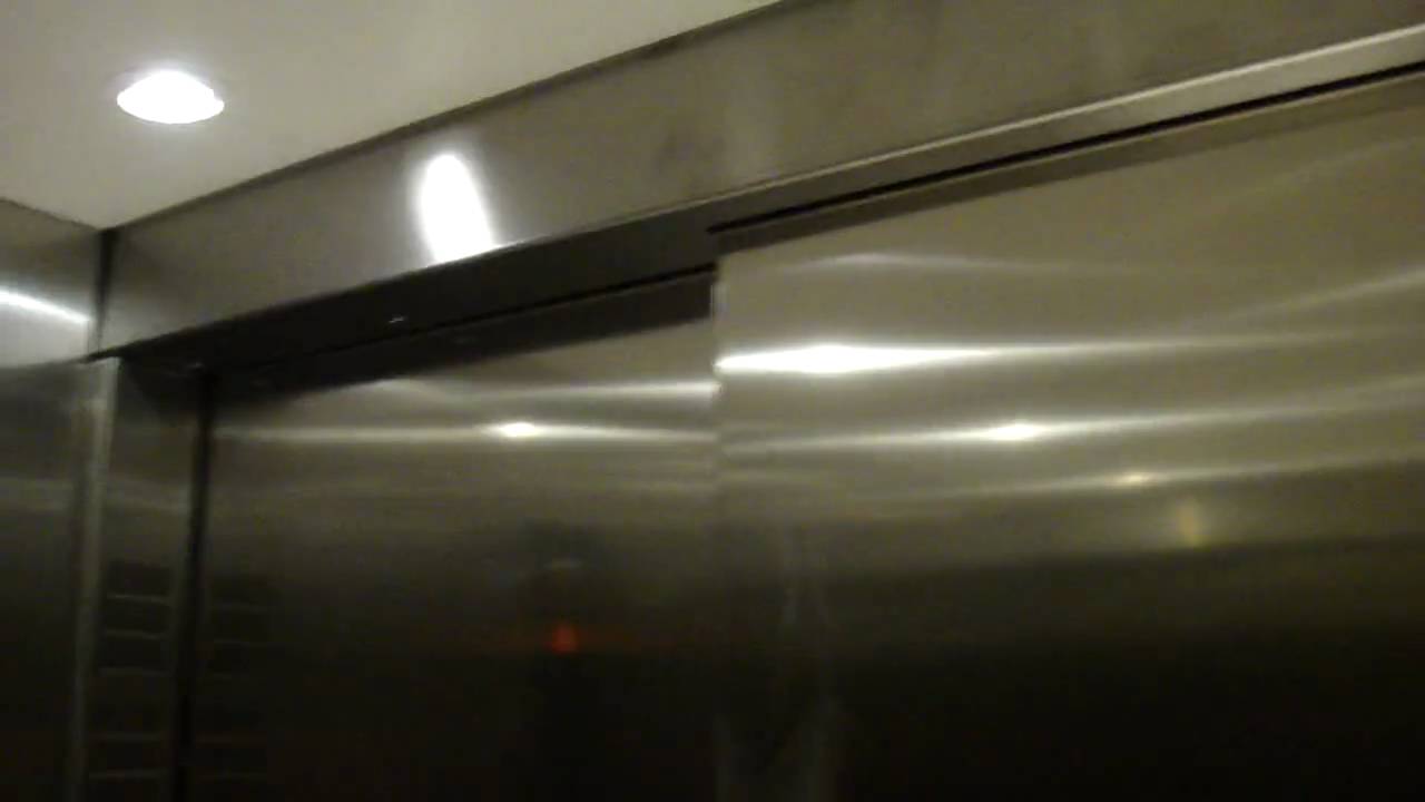 DEVE-Schindler (bad modernized by: KONE) traction elevator at ...