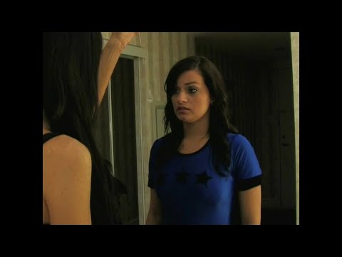 Superheroine Hypnotized