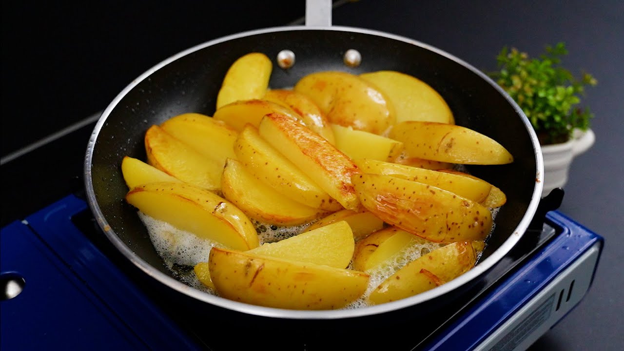 Discover the tasty secret of soft potatoes with parmesan! - YouTube