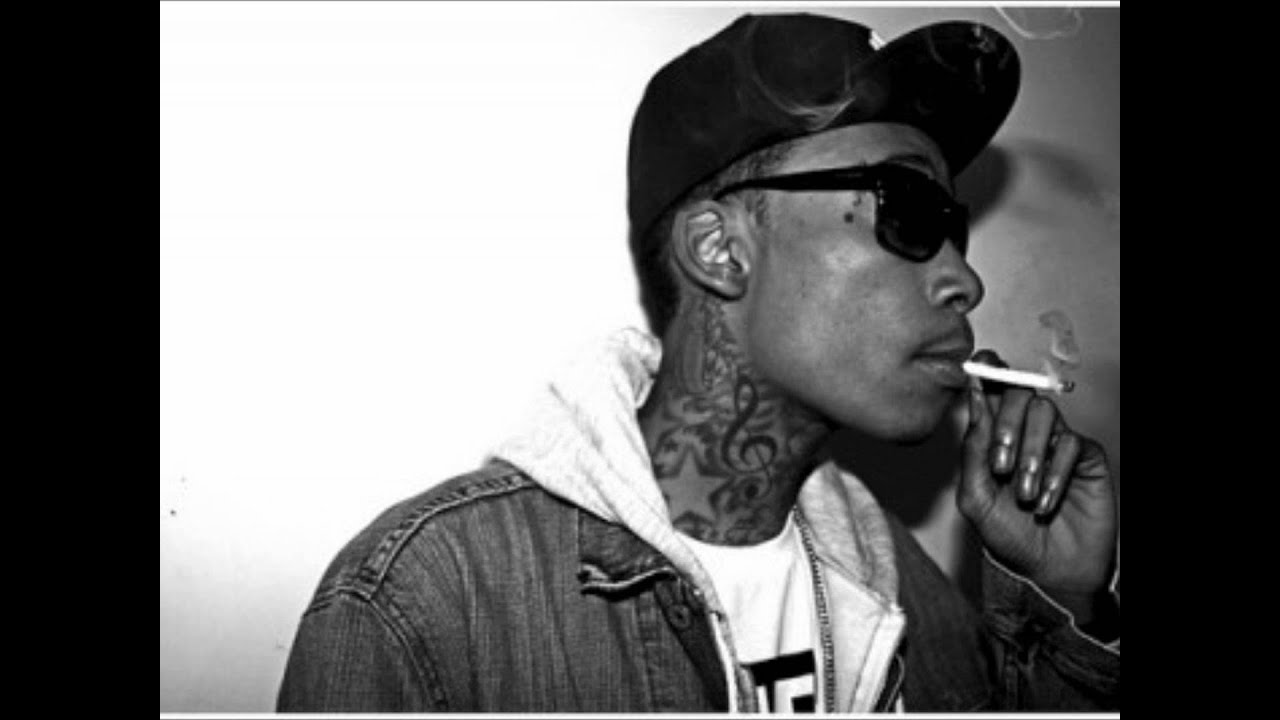 Wiz Khalifa - Racks on Racks (freestyle) - YouTube