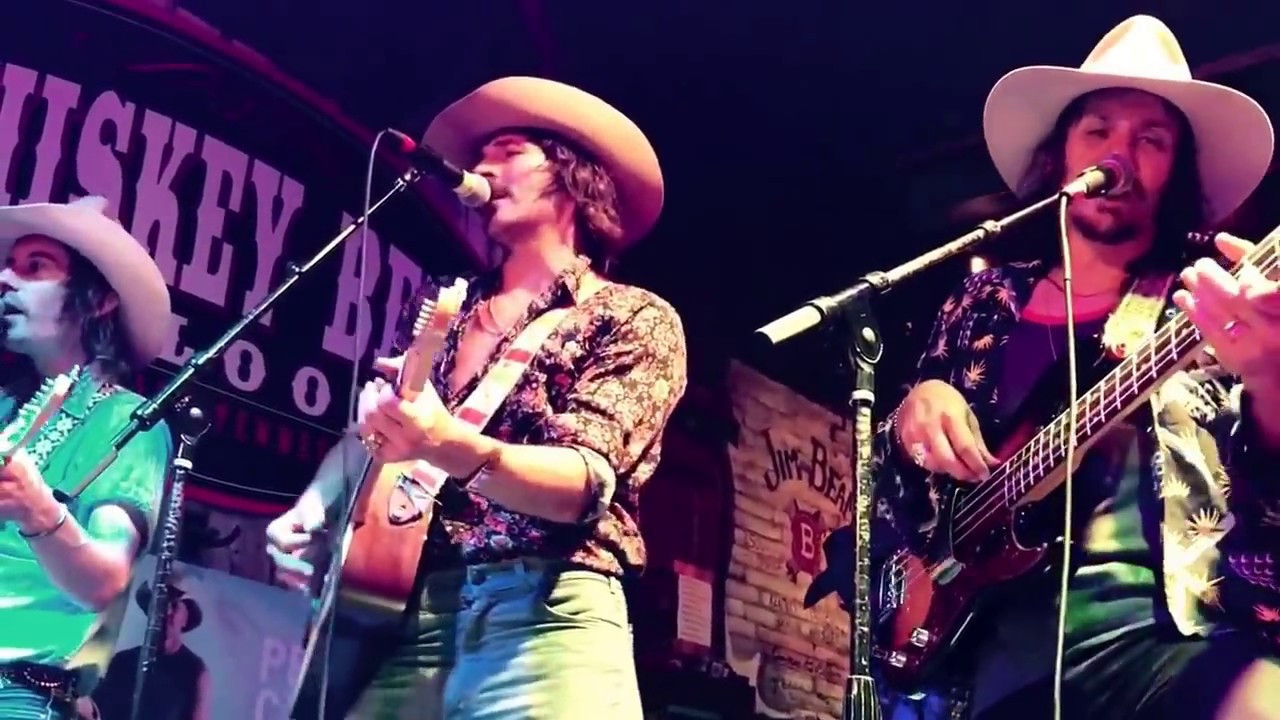 Midland - Drinking Problem LIVE // Whiskey Bent 6.8.17 CMAfest - YouTube