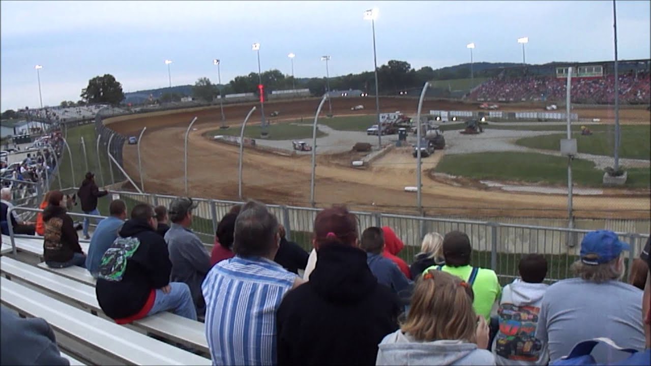 LAWRENCEBURG SPEEDWAY - Modified Heat Race 6-2-12 - YouTube
