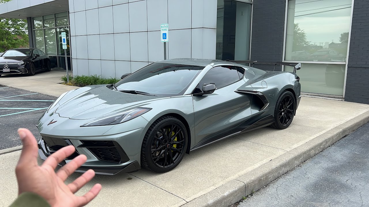 WENT TO MY DEALERSHIP & THEY HAD THIS OUTSIDE *dream car* - YouTube