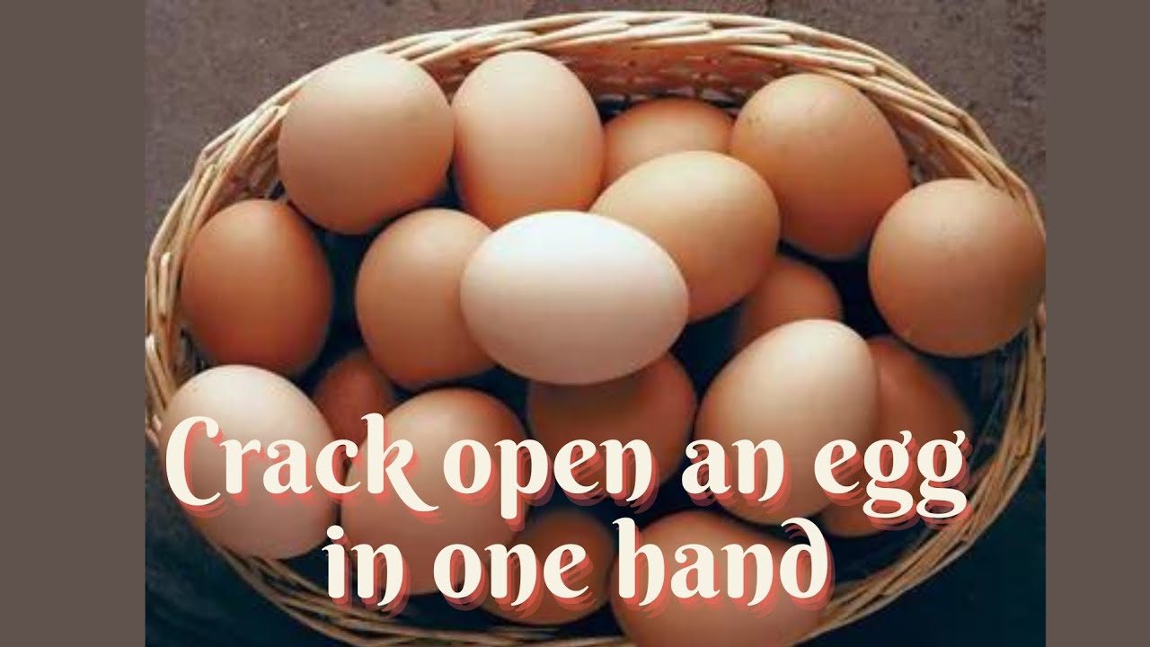 How to open an egg in one hand | Opening an egg in one hand | - YouTube