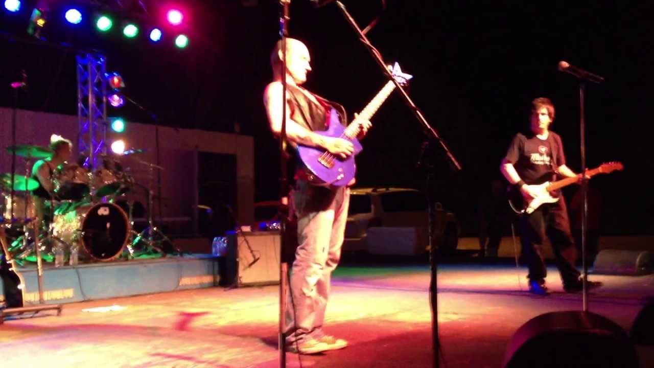 REV JONES BAND "Never Been To Spain" - YouTube