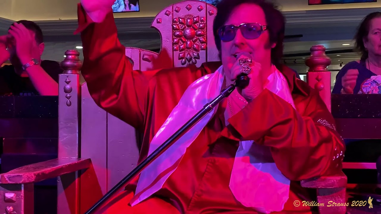 Pete Vallee (Big Elvis) - "King Of The Whole Wide World" - YouTube