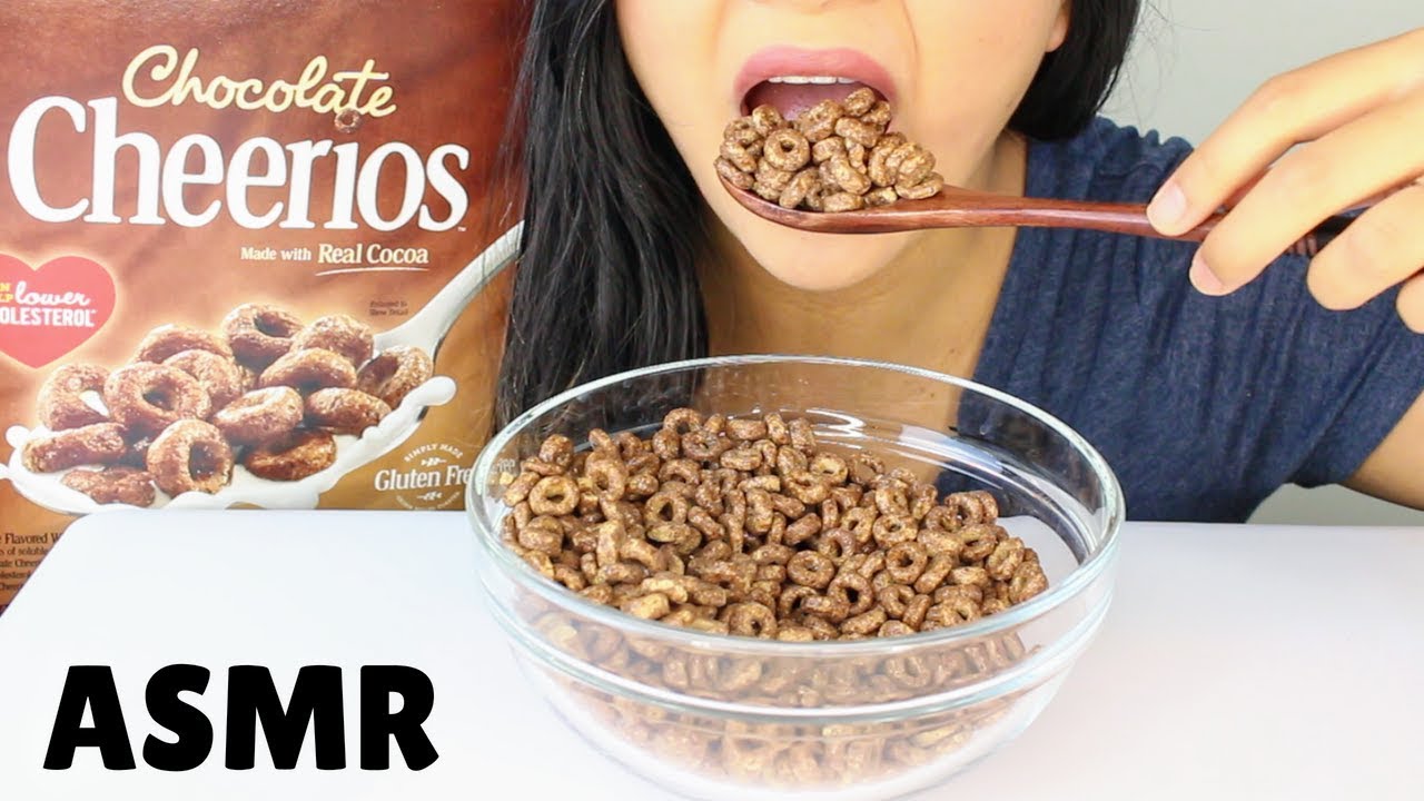 ASMR Chocolate Cheerios EATING SOUNDS/NO TALKING - YouTube