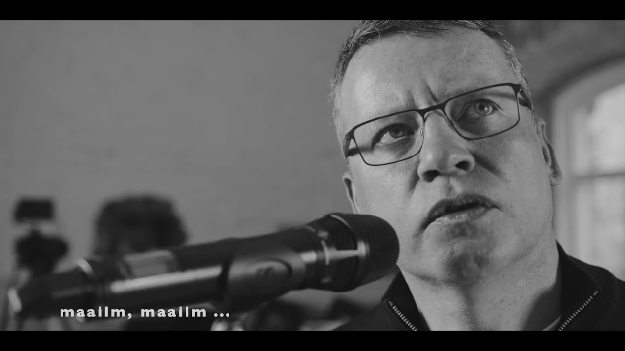 Toomas Uibo - Hullumeelne Maailm (stuudiosalvestus) - YouTube