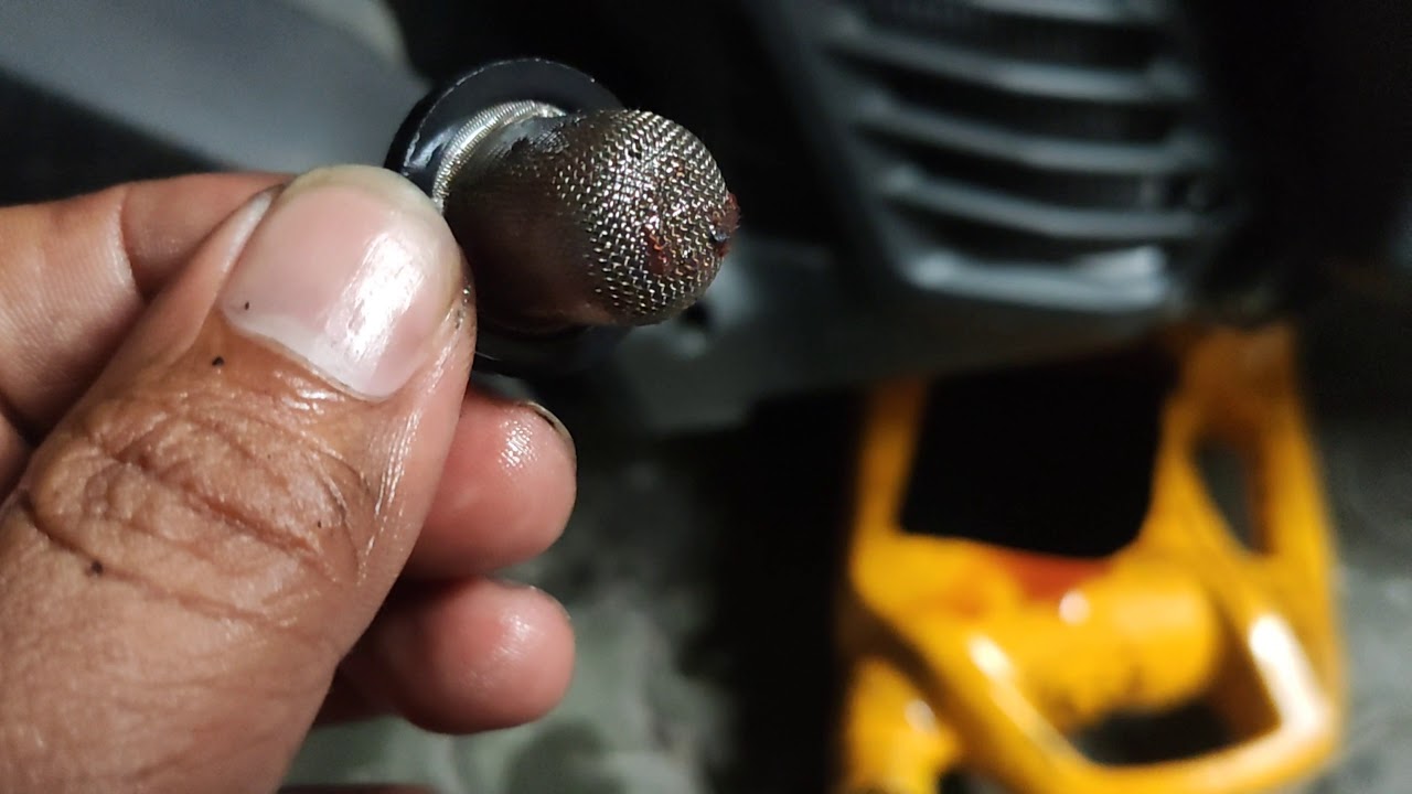 Aerox 1st 1000 change oil DIY - YouTube