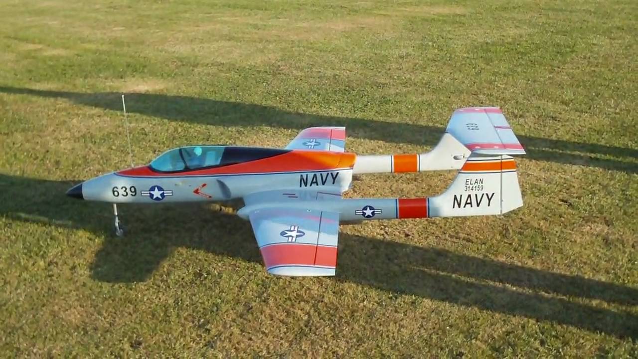 Nevilles RC Boomerang Elan jet - YouTube