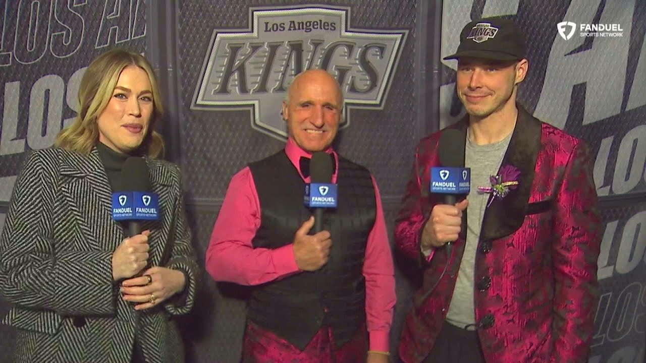 Dustin Brown donned Daryl Evans' coat and joined Daryl Evans and ...