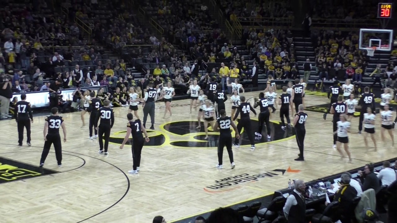 Iowa Football & Dance Team Hoops Halftime Show '17 - YouTube
