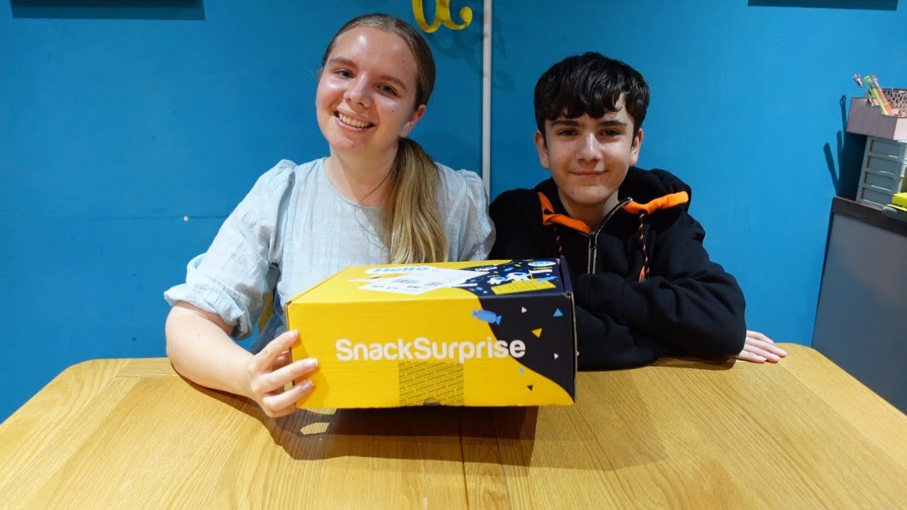 Snack Surprise Box No. 3!!!! British People Try Snacks From... TURKEY ...