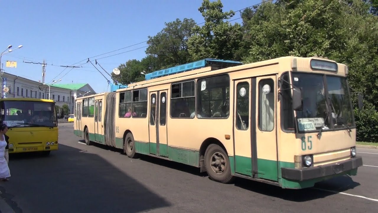 2012 06 Poltava Ukraine trolleybuses - YouTube