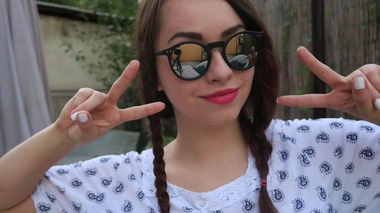 My only friend is bunnygirl (Sarah) Follow her she's has a good YouTube ...