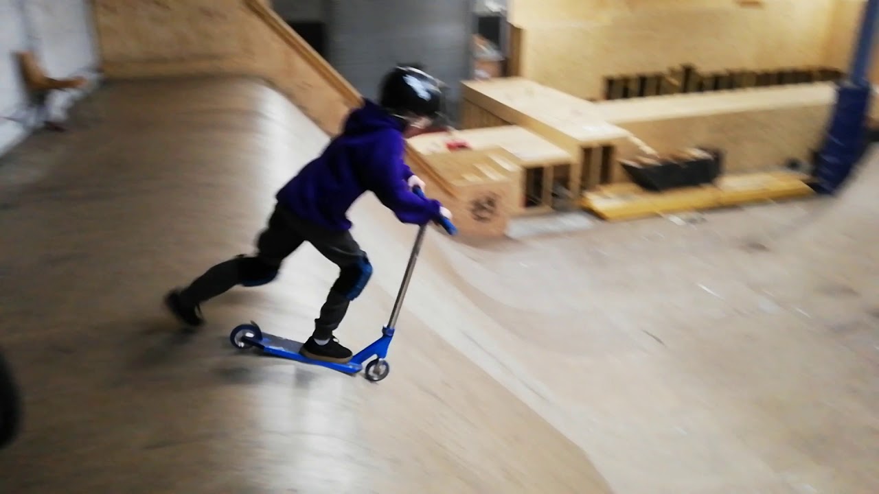 Unit 23 Skatepark Foam Pit.(2) - YouTube