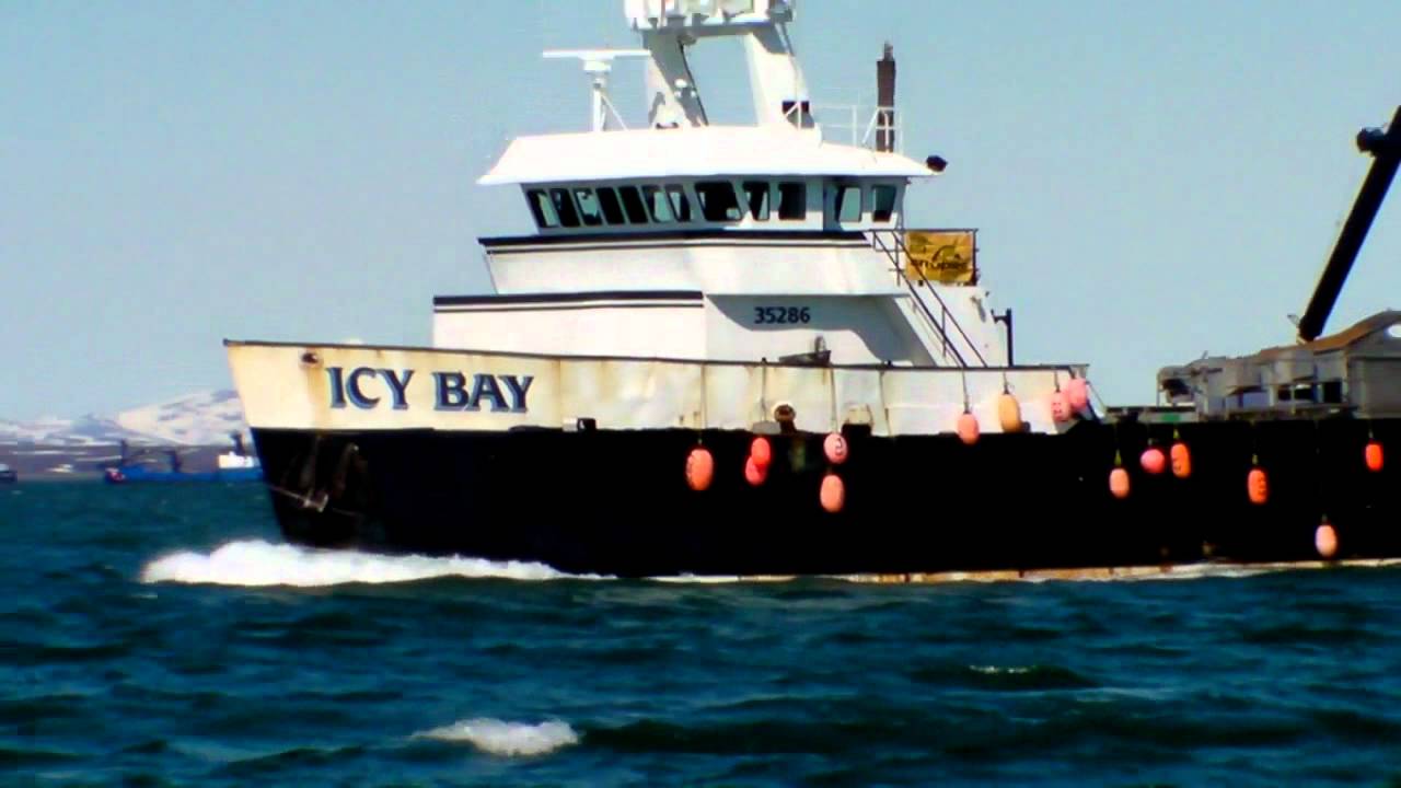 Racing The Icy Bay In Togiak, Alaska - YouTube