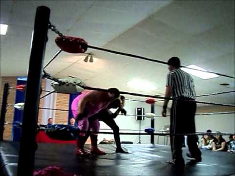 Slade Craven vs Max Muscles Jan 12, 2013 - YouTube