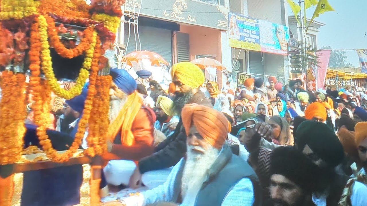NAGAR KIRTAN GURUDWARA CHARAN KAWAL SAHIB MACHHIWARA SAHIB - YouTube